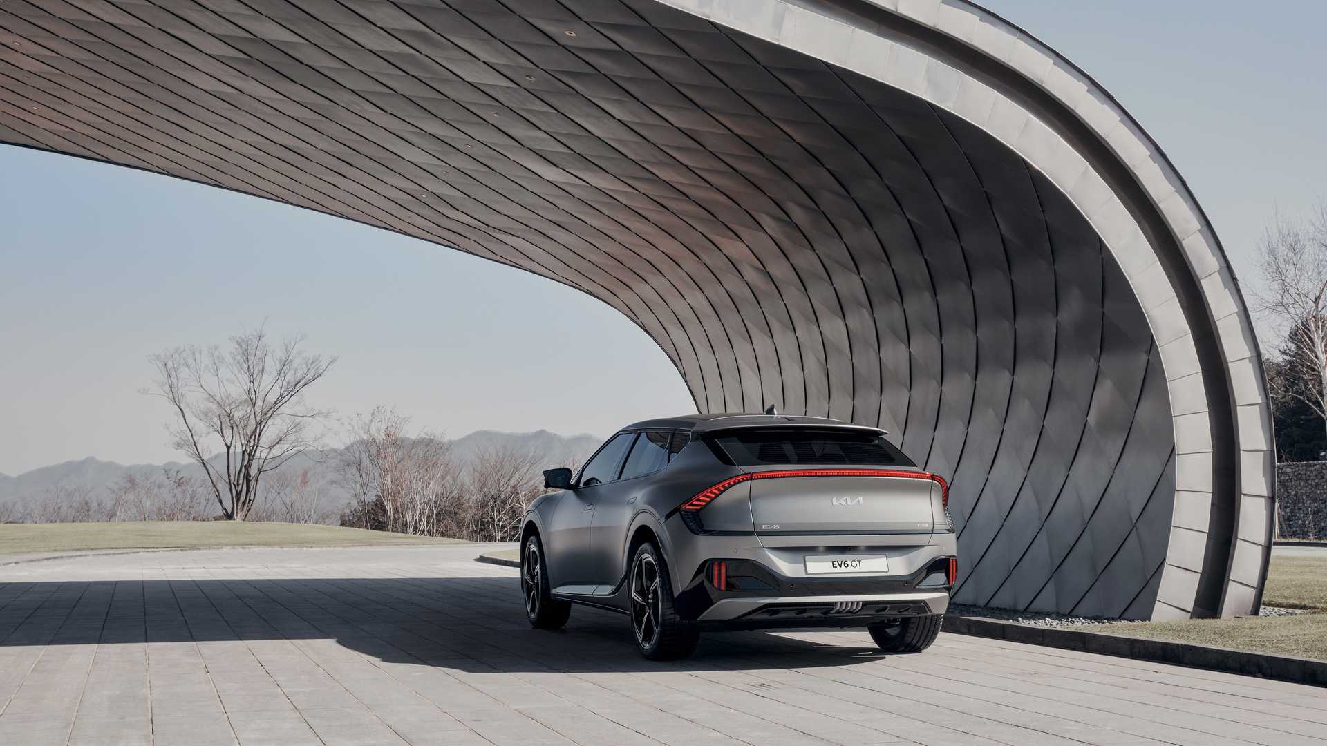 StriveME - كيا تكشف عن EV6 الكهربائية بقوة محرك هائلة تهزم العديد من شبيهاتها